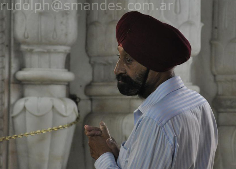 Rudolph de viaje: Etnias y Creencias: Los Sikhs y el Sikhismo