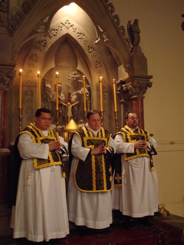 Anglican Patrimony: Liturgical Patrimony: Folded Chasubles