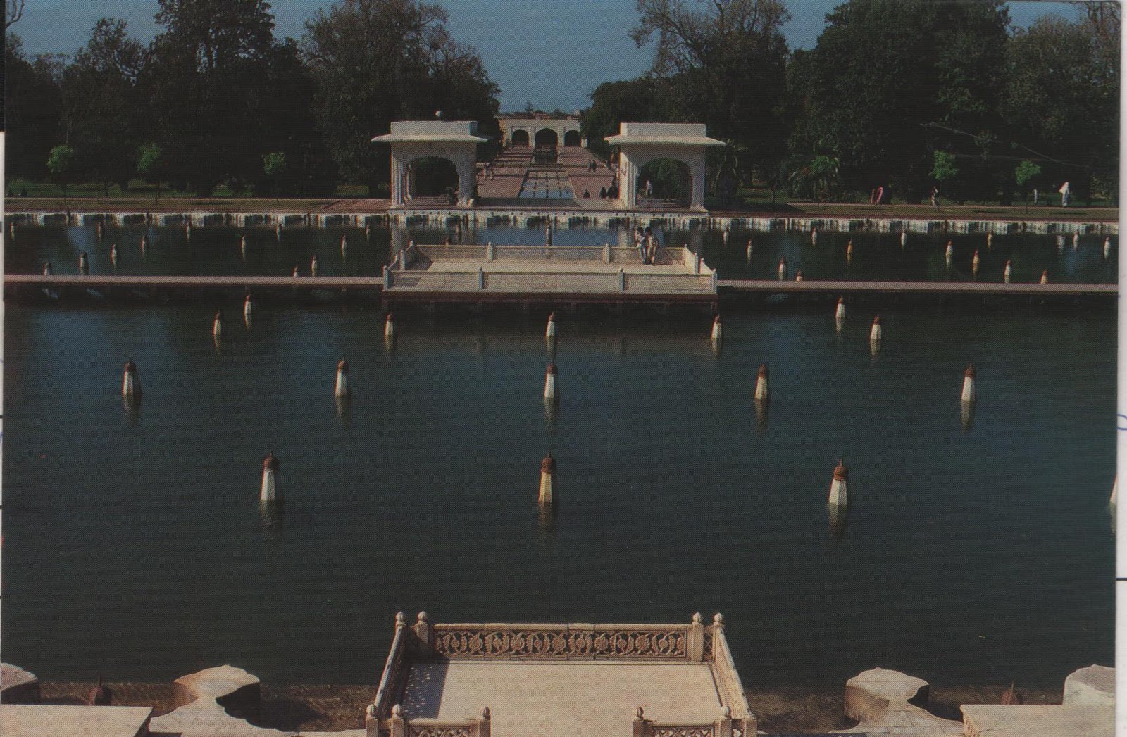 UNESCO Postcards: Pakistan: Fort and Shalimar Gardens in Lahore