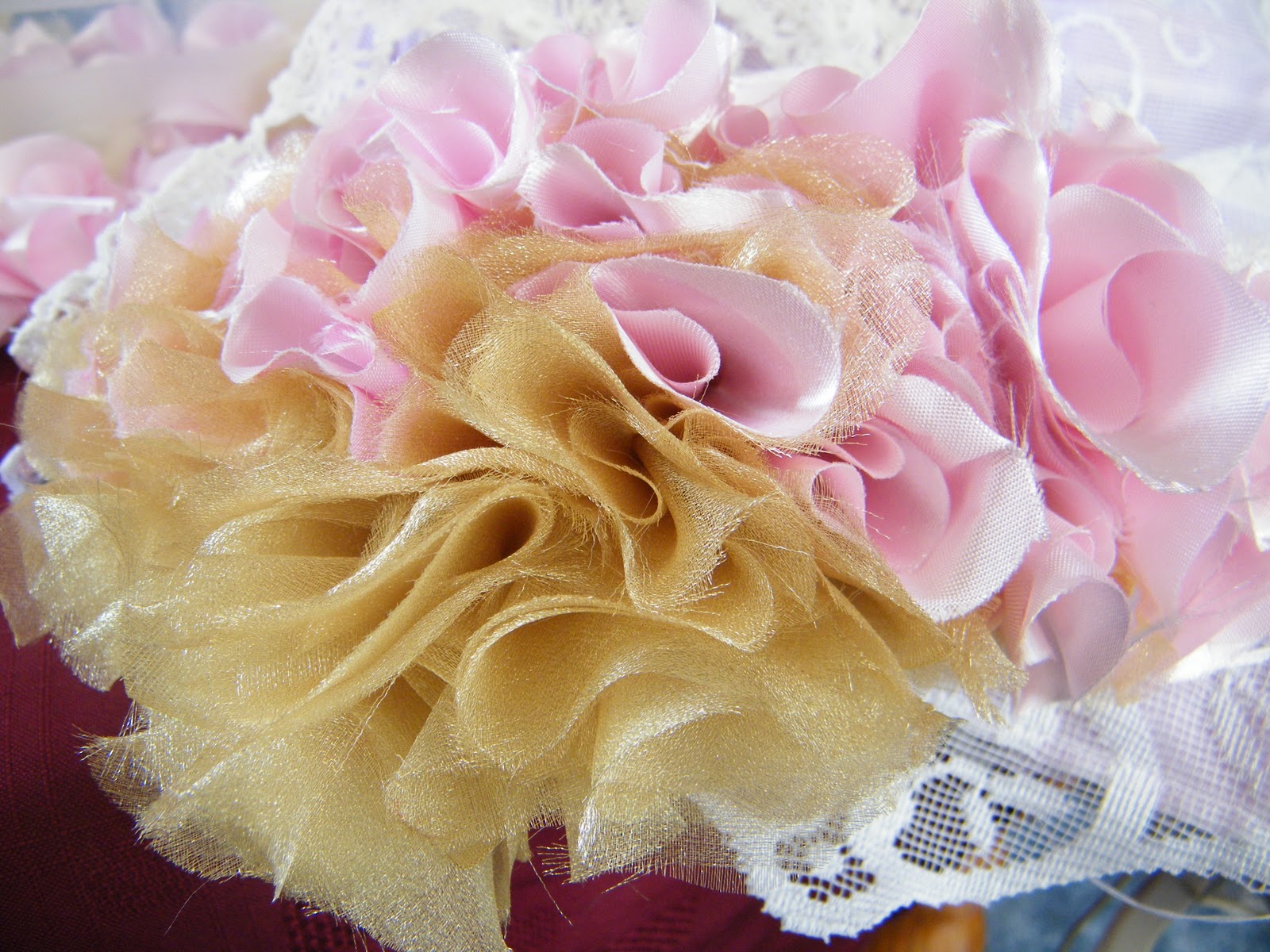 Sewings of Fyre: Fabric Flower Texture