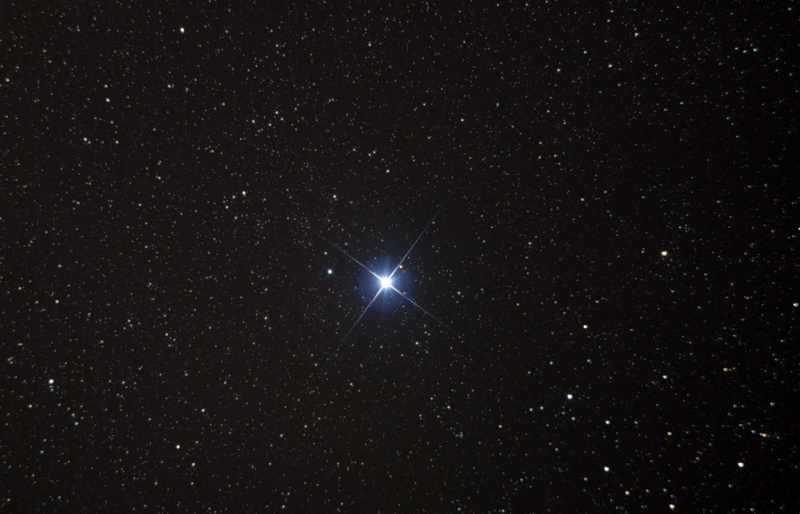 ALPHA CENTAURI ASTROFOTOGRAFIA: BECRUX-BETA CRUCIS