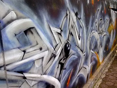 New Graffiti Design: Graffiti street -Invader-b graffiti art mural