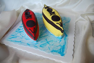 CUSTOMISED CAKES BY JEN: Kayak Cake