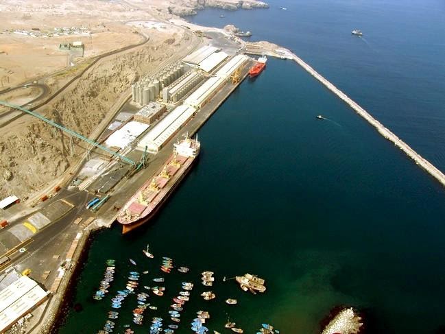 INFRAESTRUCTURA PERUANA: Puerto de Matarani