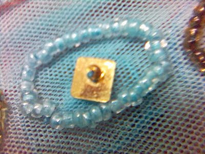 Embroidery designs free: Poth