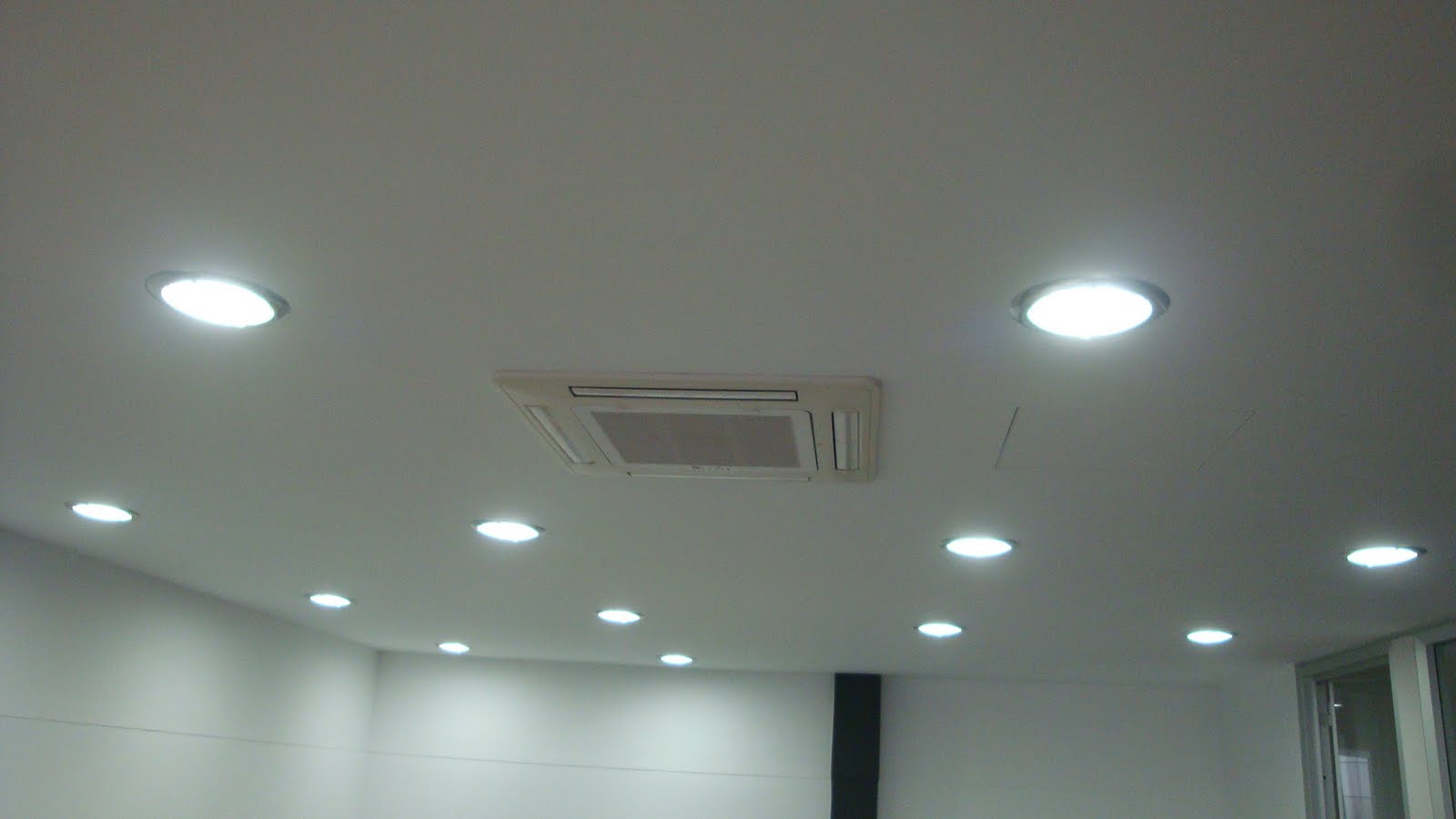 Tectos Falsos & Divisórias: maio 2010