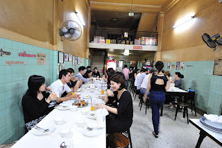 Chanintr Living: Barbara Barry's Thai Food Evening at Jei Fai