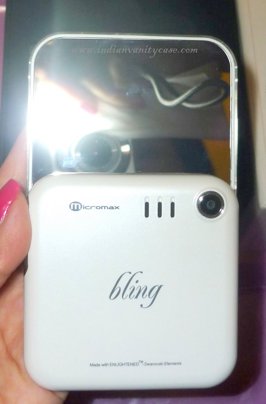 A Cynful Fiction: Micromax Q55 Bling ~ The Girly Girl's Phone