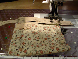 Penny Rugs and More: Penny Purse Tutorial