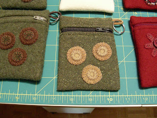 Penny Rugs and More: Penny Purses