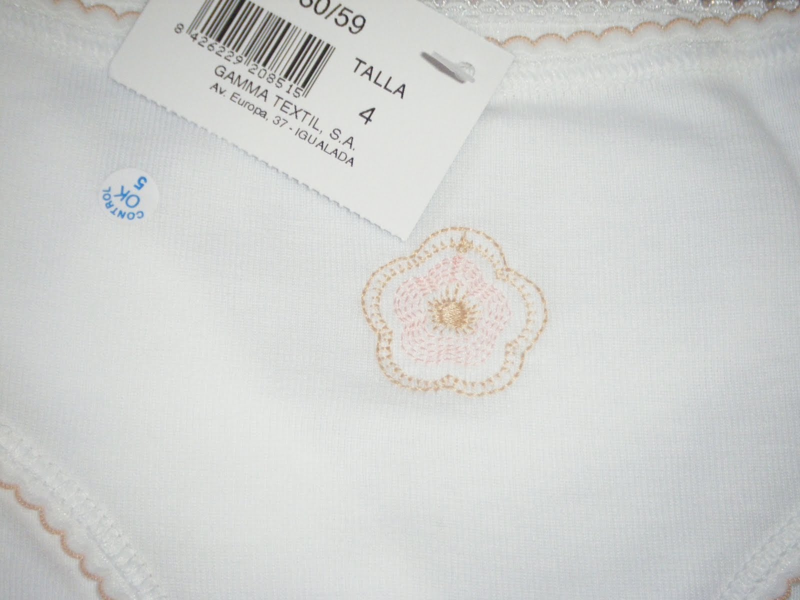 Los caprichos de mami: Braguita algodon flor bordada DIACAR