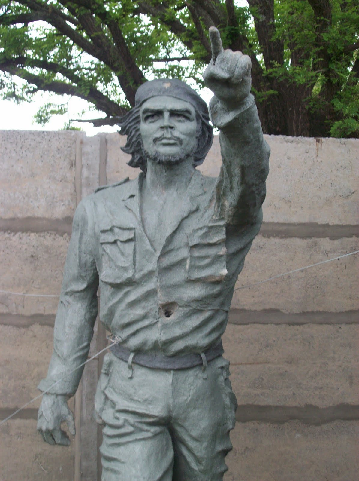 Se inaugura el primer monumento al Che en la Provincia de Buenos Aires