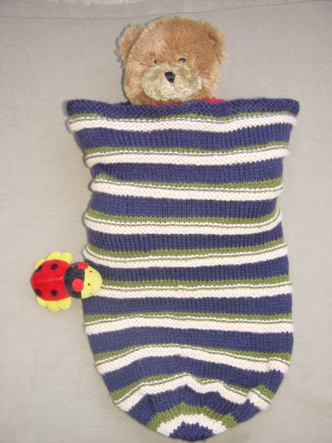 Karen's Knitting: Travis's Baby Cocoon Sack