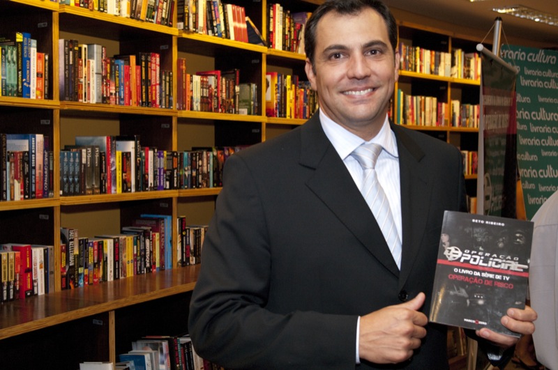 Beto Ribeiro | Livro | VOD | TV: Fotos lançamento livro "Operação ...