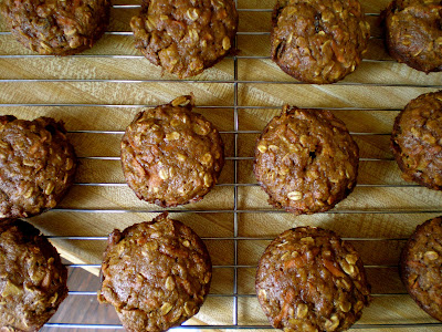 natalie creates: company muffins