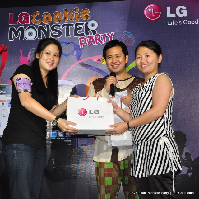 LG Cookie Monster Party | Neutral Club