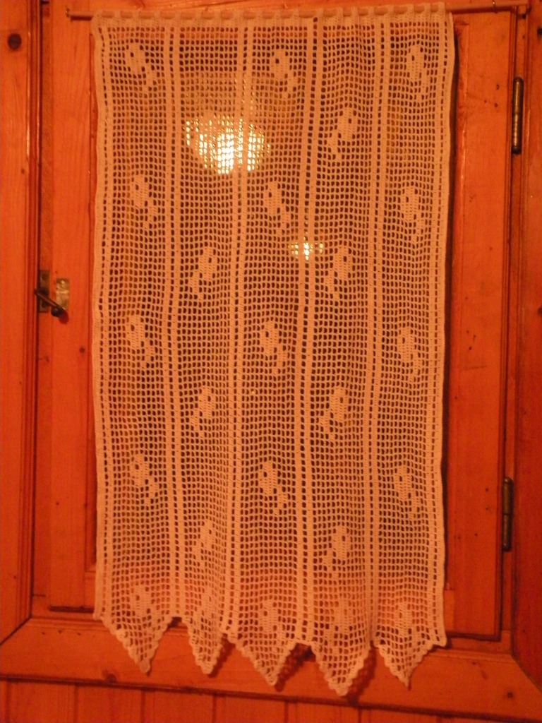 hand made: Perdele crosetate 2