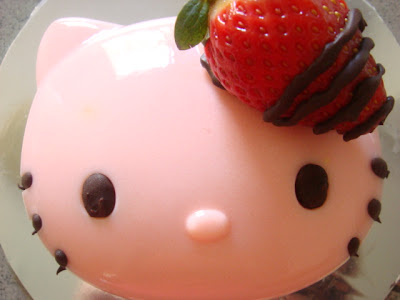 Sweetheart Patisserie: Hello Kitty Custard Pudding