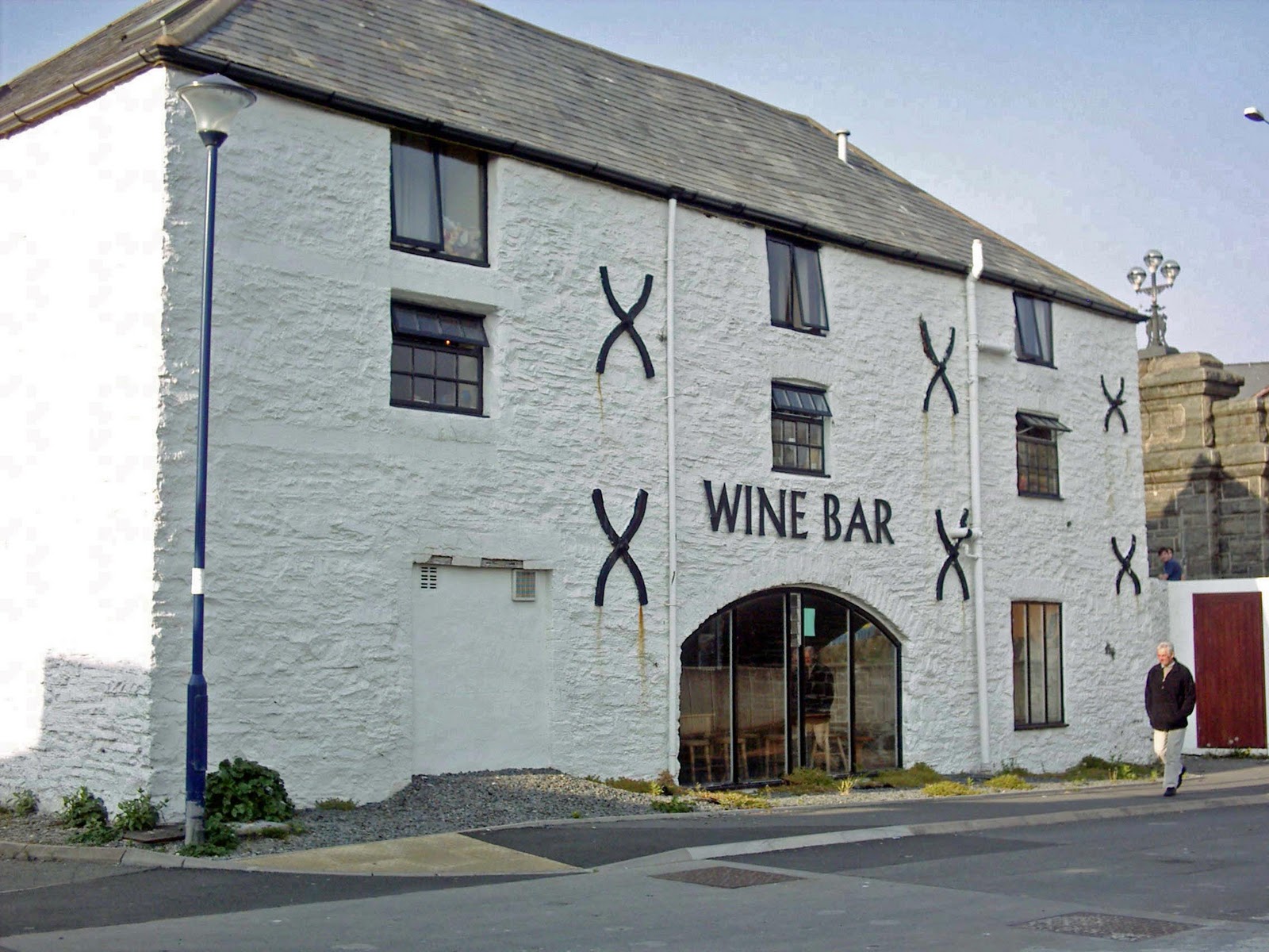 Aberystwyth Pubs Guide: Aberystwyth - Rummers Wine Bar