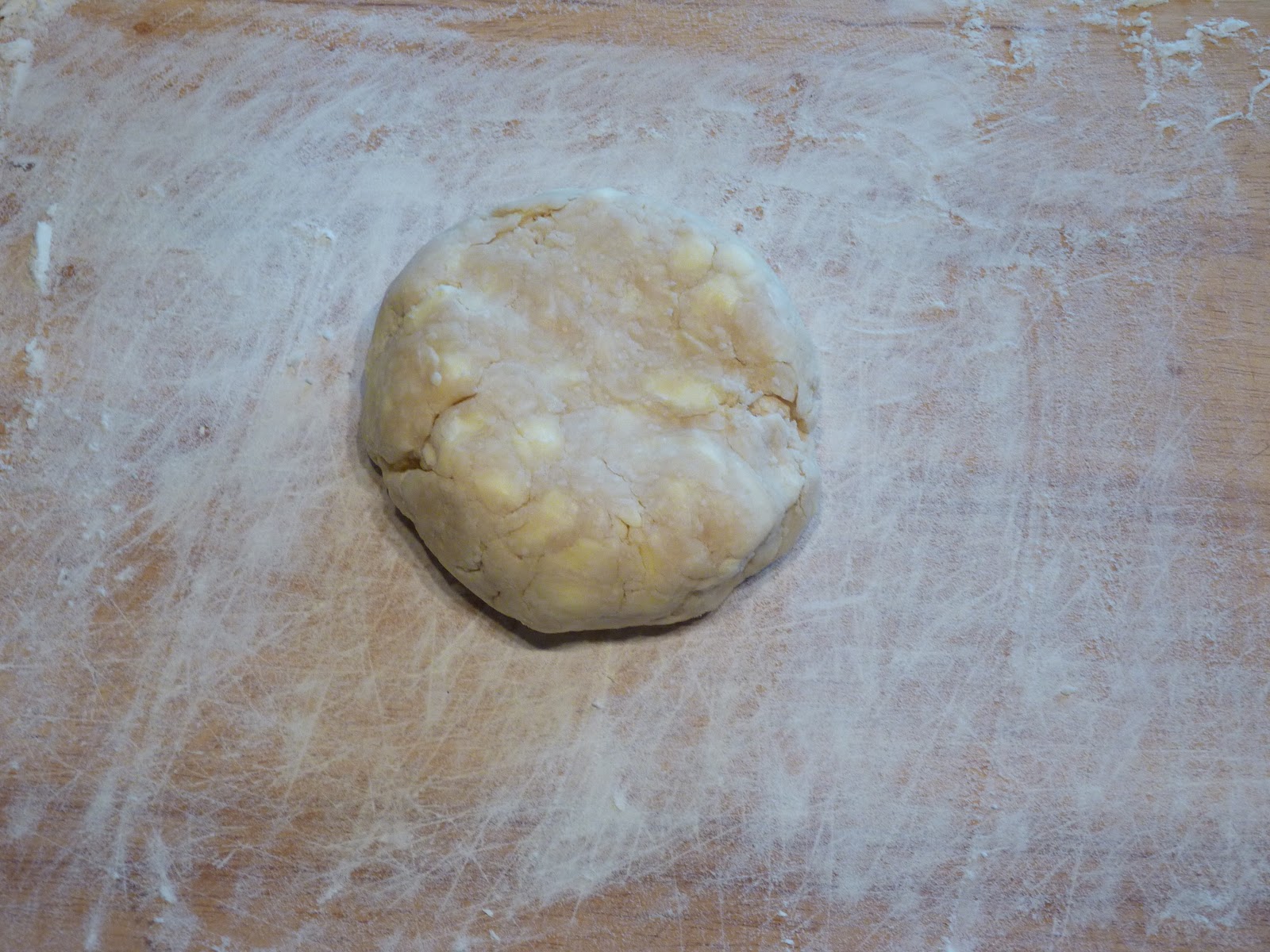 Fantastic Family Favorites: Basic Butter and Shortening Pastry Pie Dough