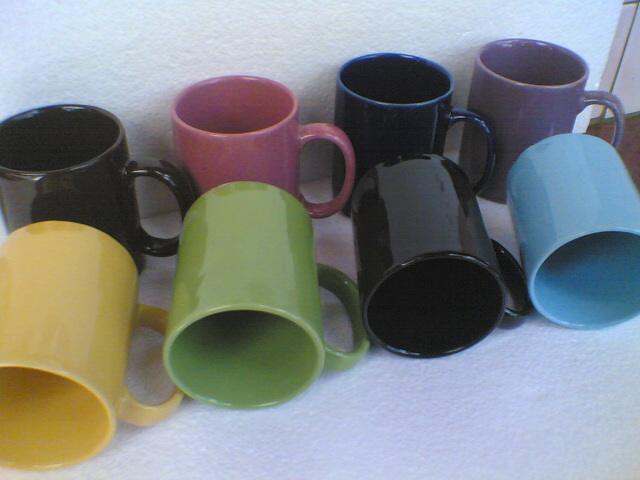 Poernama Digital & Suvenir: LAUNCHING MUG WARNA WARNI