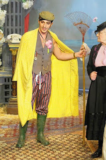 Strawberige: yellow inspiration