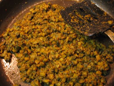 Tamil Veg Cooking: Bitter guord curry - Pagarkai varuval