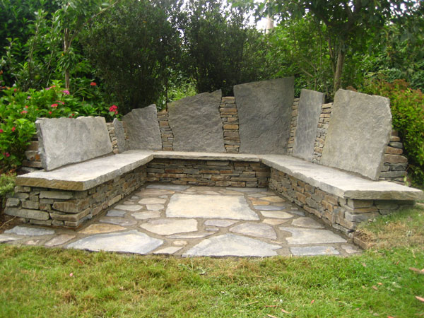 Stone Art Blog: Stone seats, the building process.