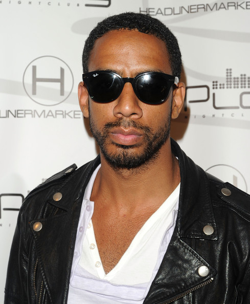 Cr8ative Leaders: The musically talented Ryan Leslie wears the Ray-Ban ...