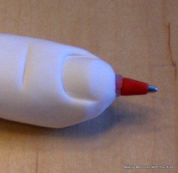 elle and kate: DIY ENTRY #22 Severed Finger Pens