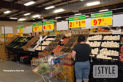 Fresh & Easy Buzz: Shout it Out Loud Joe: H-E-B Opening Second Joe V's ...