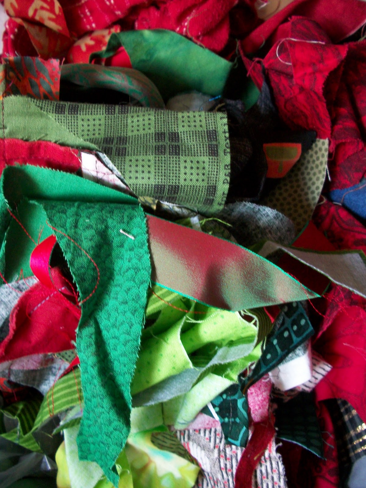 Deb Rowden's Thrift Shop Quilts: My take-along scraps