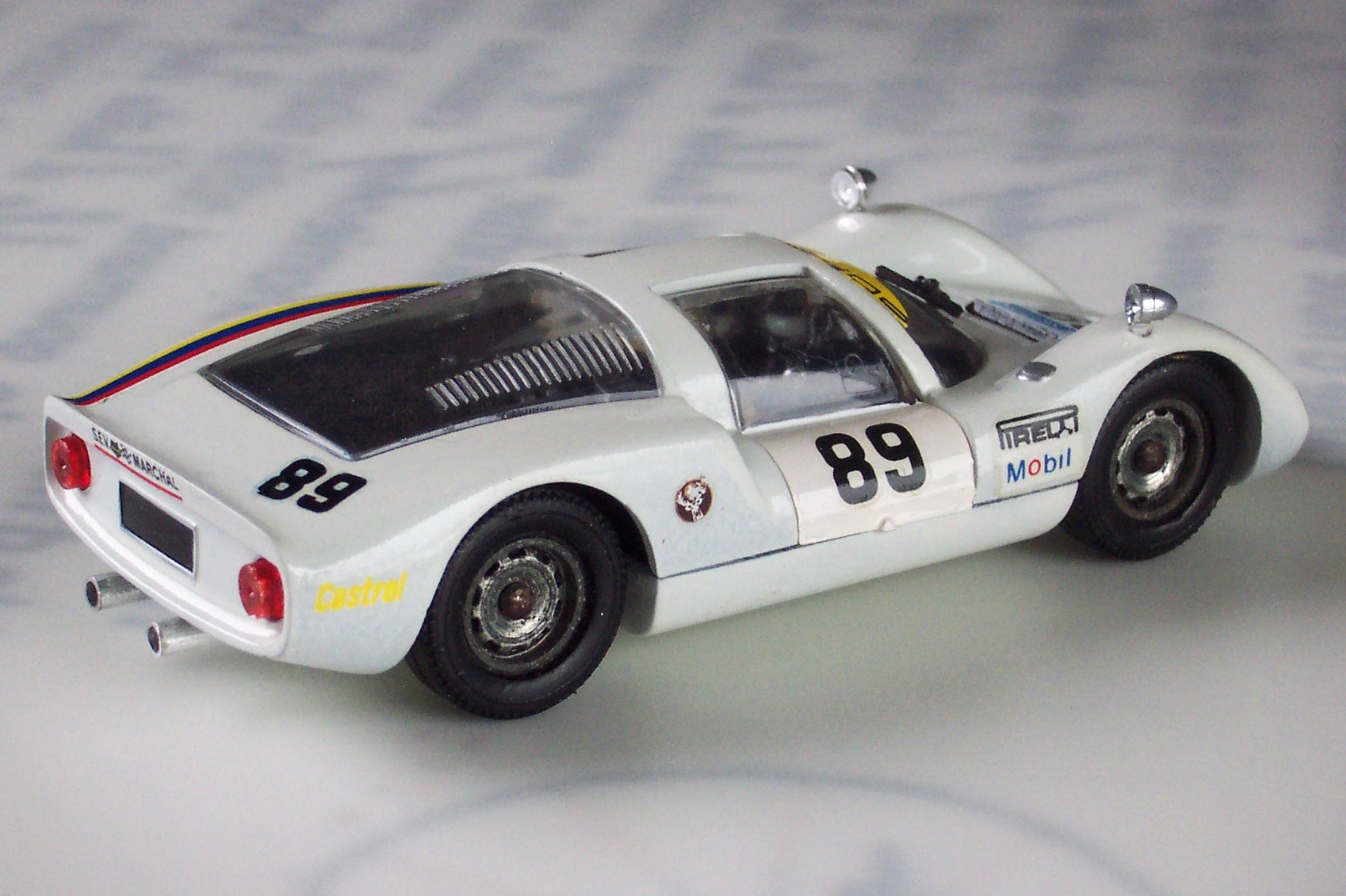 1-43 Porsche Models: Porsche 906 Carrera 6