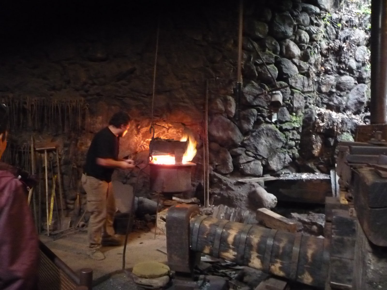 coucoudesariegeois: visite de forges de pyrène avec la forge à martinet ...
