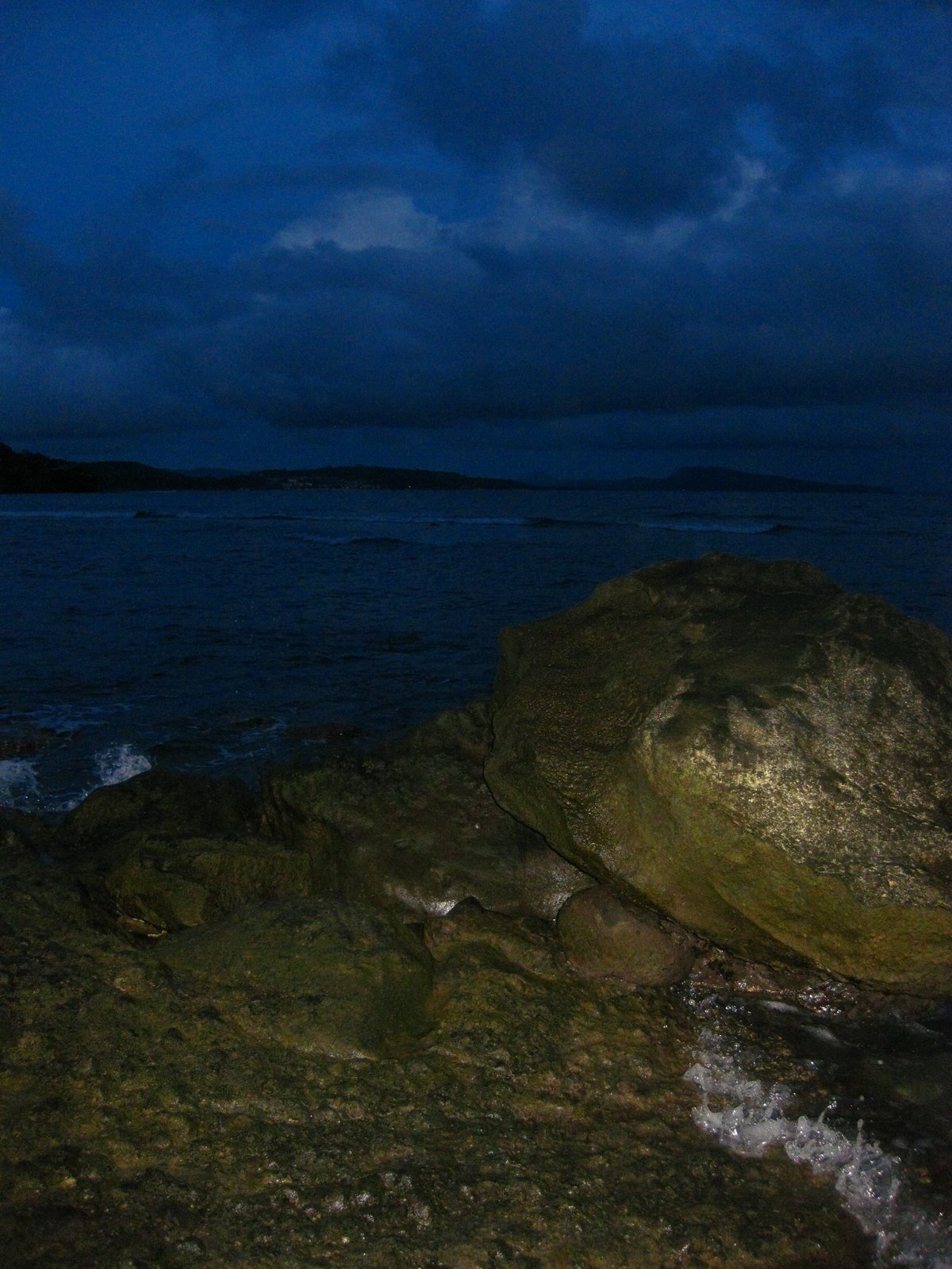 Reyjr.com: Tali Beach, Nasugbu, Batangas