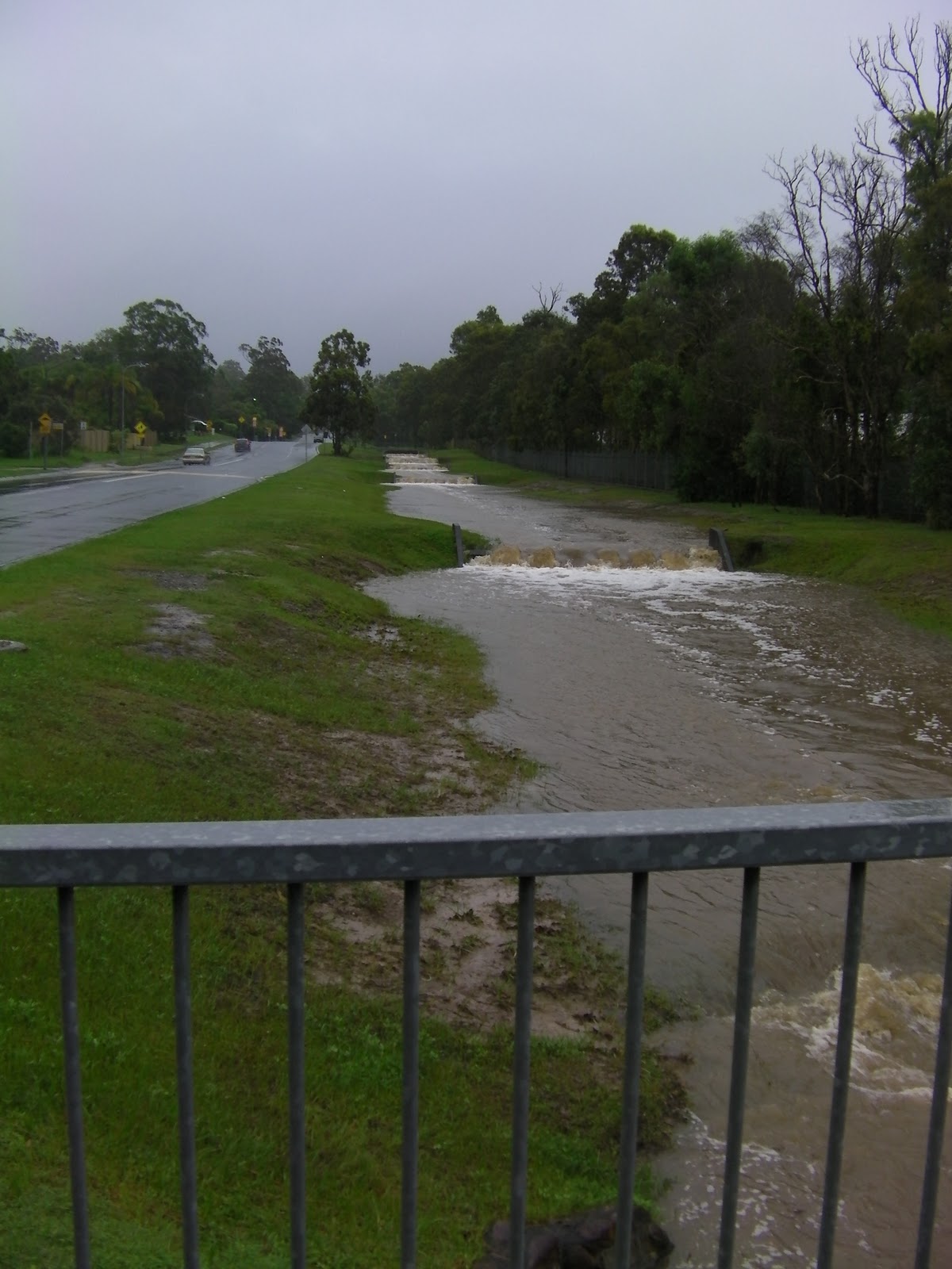 OXENFORD NEIGHBOURHOOD WATCH: OXENFORD QUEENSLAND AUSTRALIA