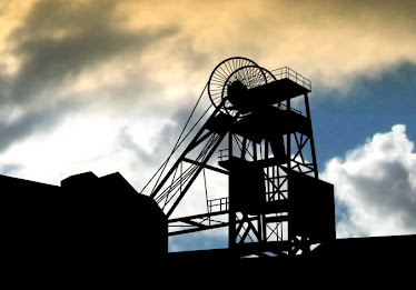 Mike Pendry Design Mining Images: Golborne Colliery near wigan