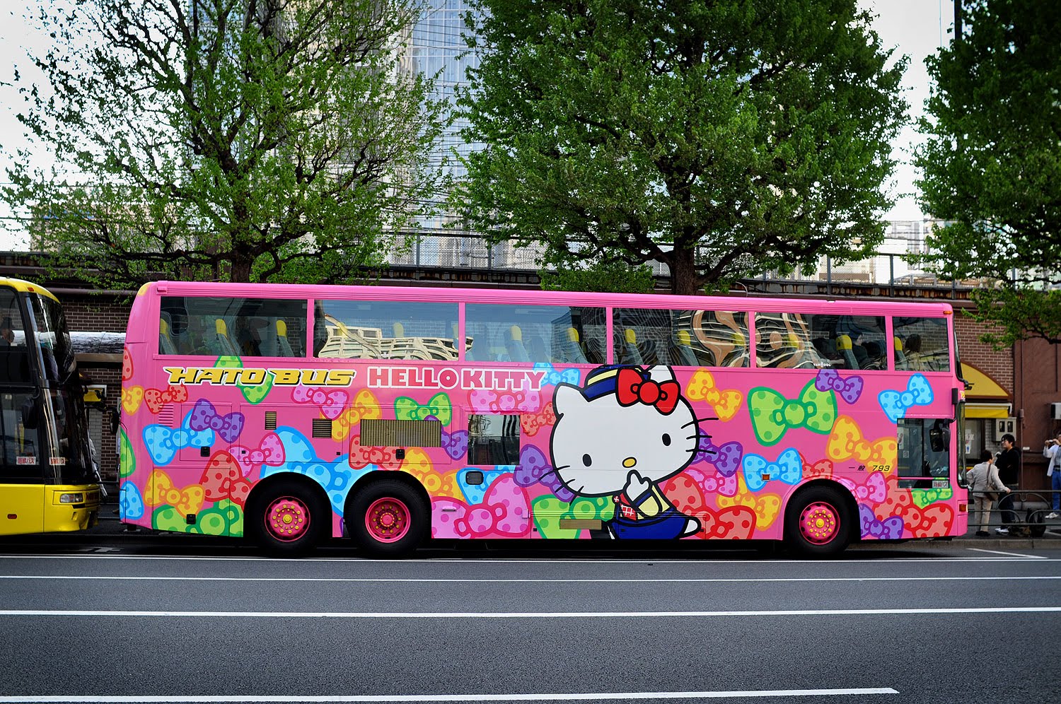 Samaras tankar: Hello Kitty bussar