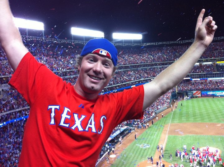 Haley's Hopechest: Sheet music lampshade