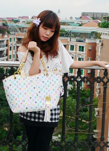 Geanta Louis Vuitton LV alba ~ ♀♂ Shoppings ♀♂