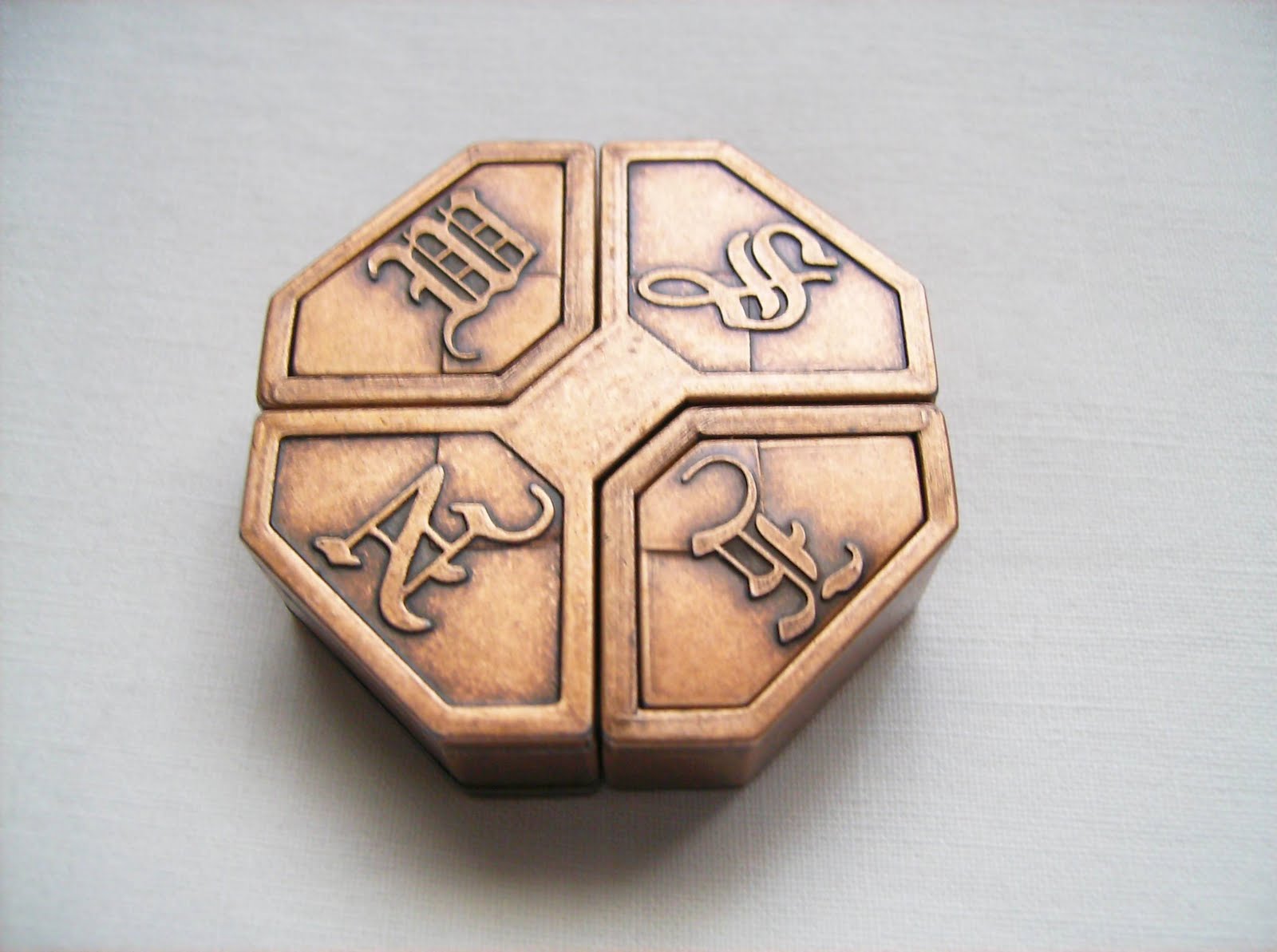 Gabriel Fernandes' Puzzle Collection: Cast Puzzles by Hanayama