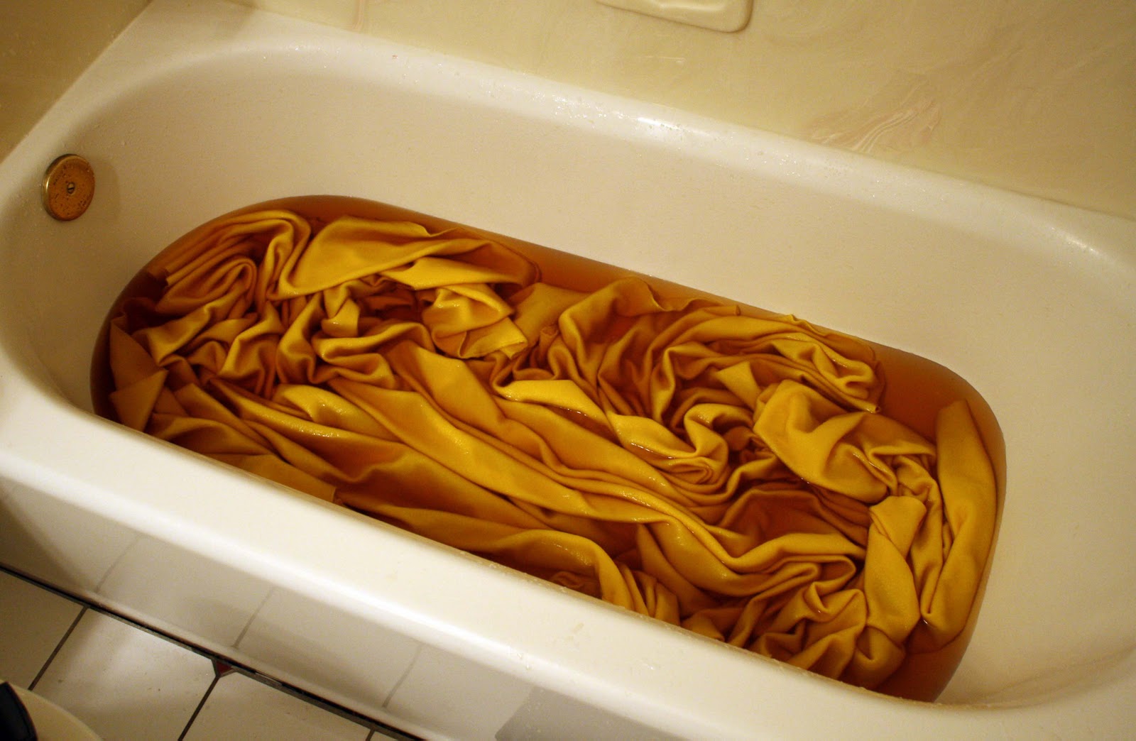 Running With Scissors How To Dye Fabric With Tea Bags running-with-scissors-how-to-dye-fabric-with-tea-bags