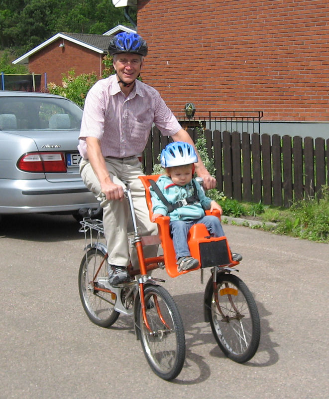 Liggcykeltidningen Trampkraft: Trike för vuxen och barn - och barnsulky ...