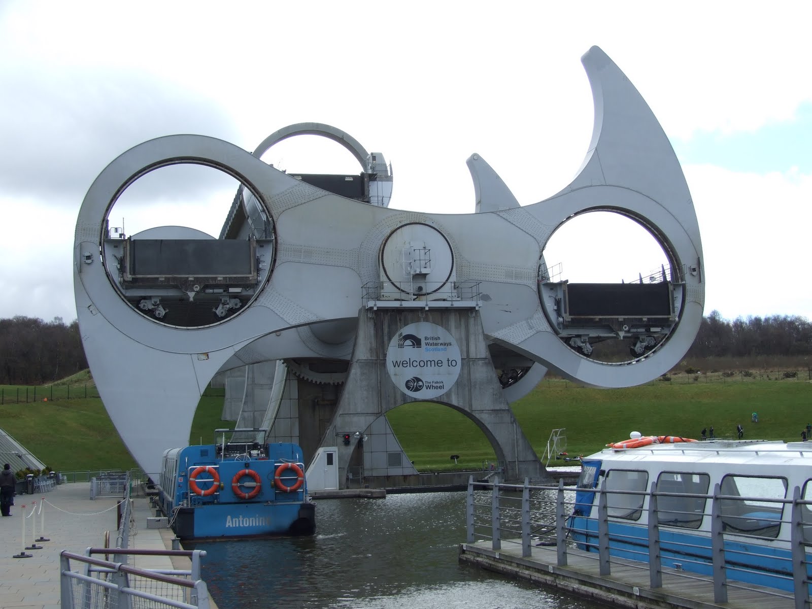 Daddy Cook: Falkirk Wheel