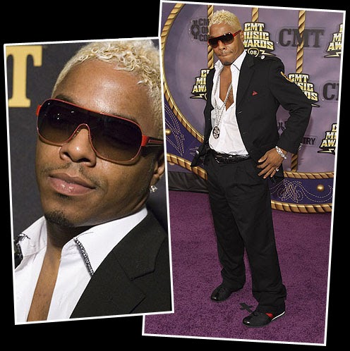 Sisco Singer Blonde Hair