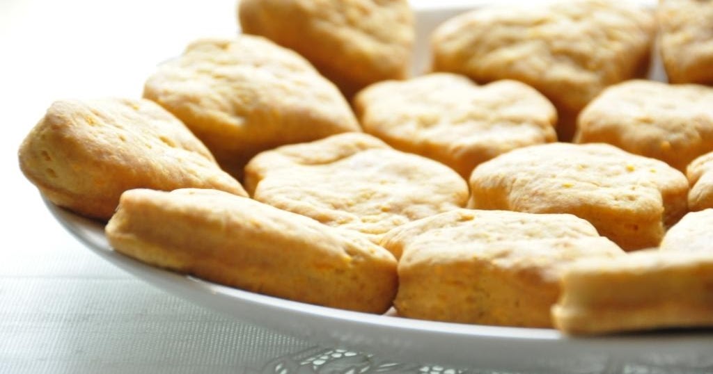 Nutty Cook: Cheddar Cookies