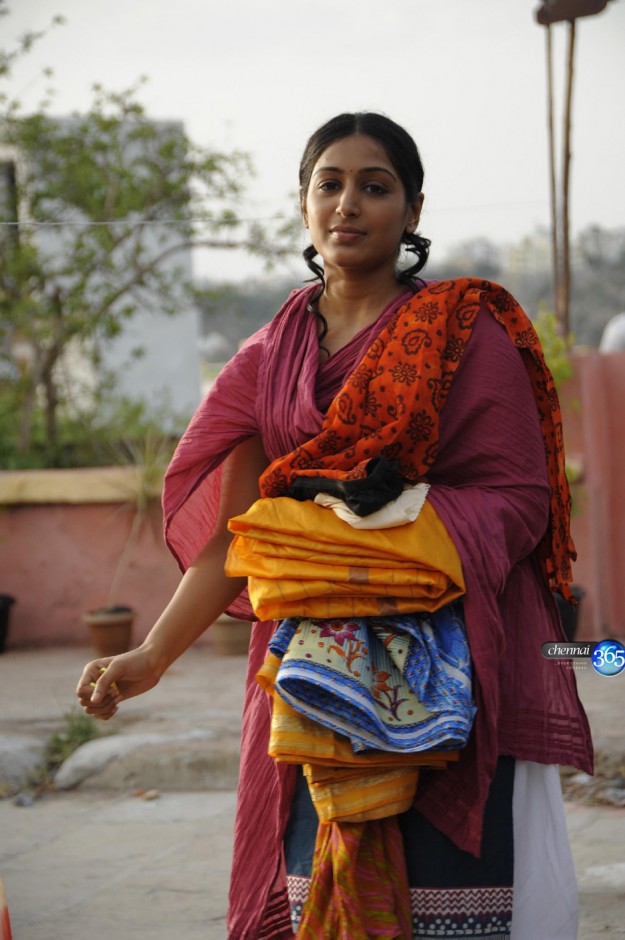 cute photos: Actress Padmapriya Stills in Gokulam Movie