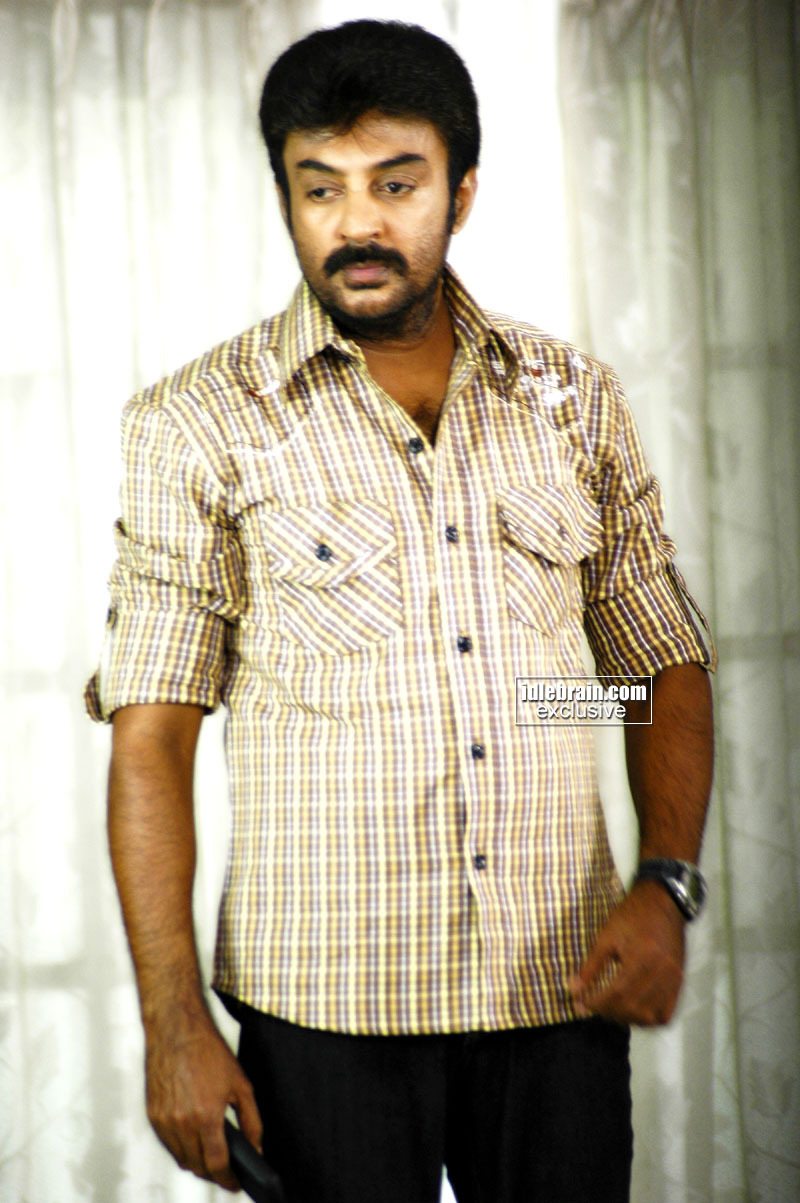 film actors Photo gallery: Tamil actor Mohan