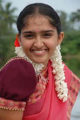 sanusha photo gallery online | 123cinegallery