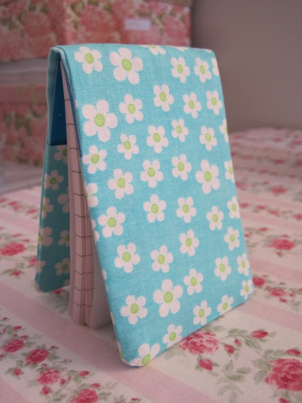 Jenny of ELEFANTZ: Notebook Cover Tutorial